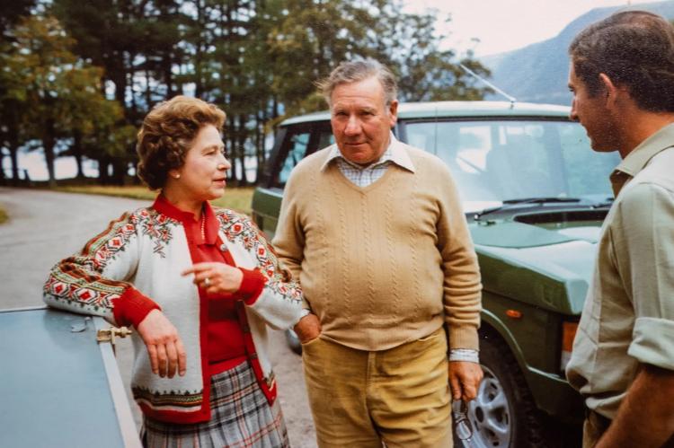 Fotos raras da princesa Diana e do bebê príncipe William vão a leilão ...
