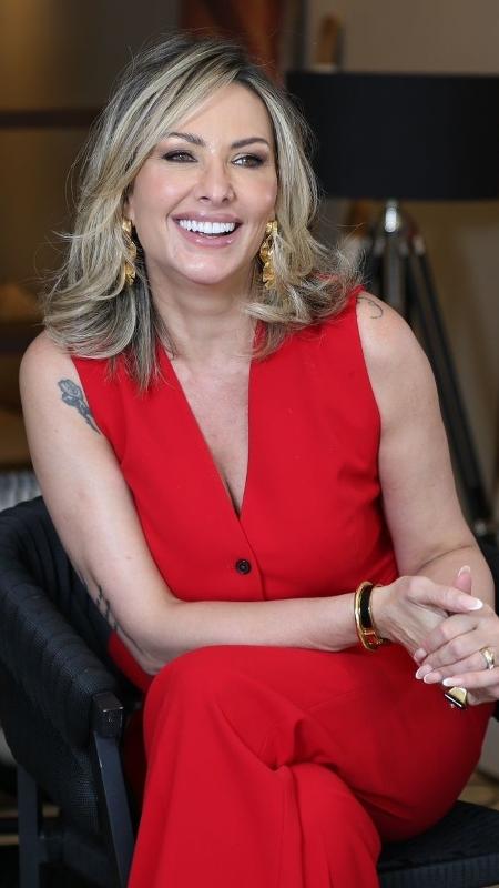 Mara Ferraz estreia segunda temporada de seu podcast - 23/03/2023 - UOL ...