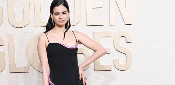 Globo de Ouro 2024: Atriz cega entra com cão guia na cerimônia