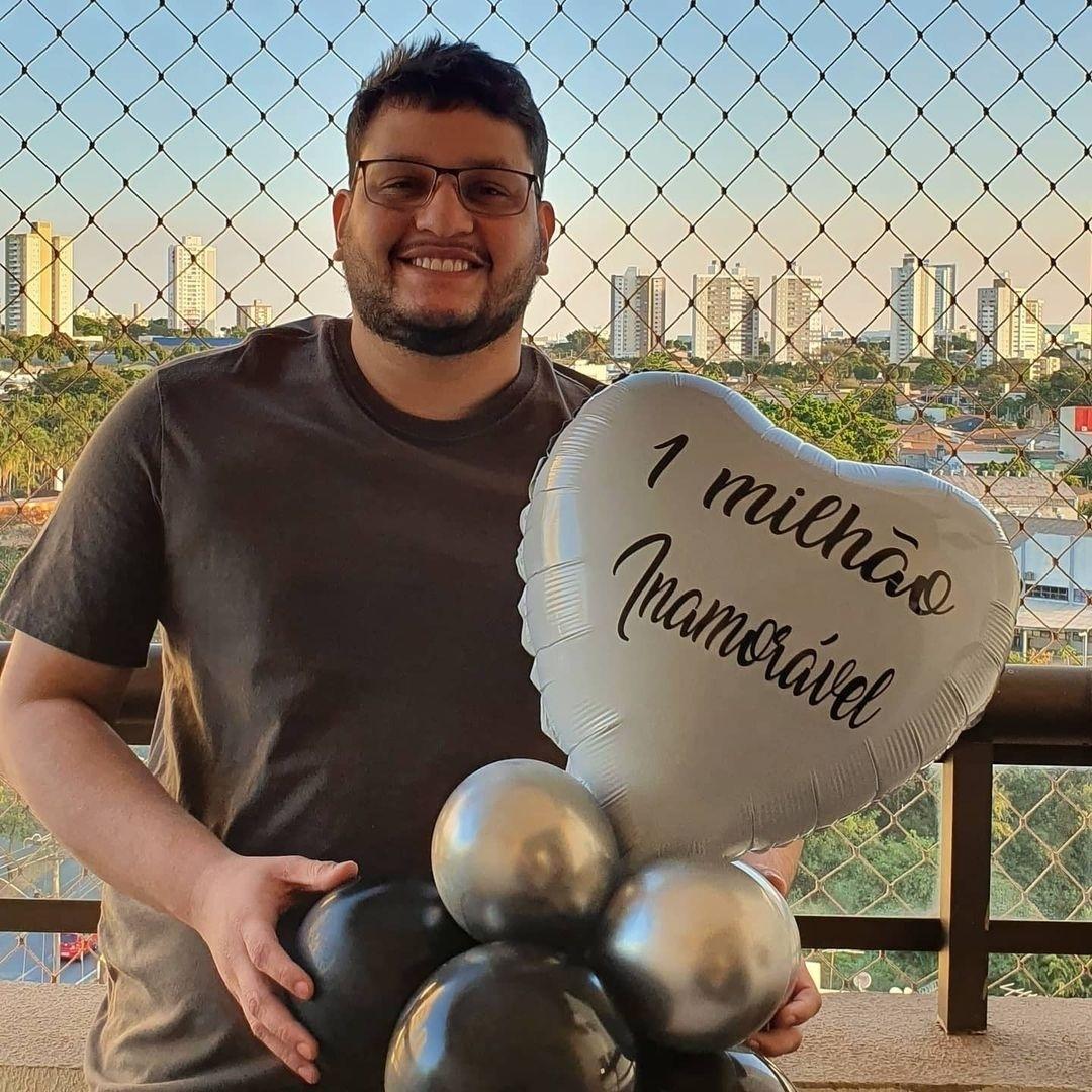 Maurílio: cantor cursou ciências contábeis e conheceu Luiza em férias