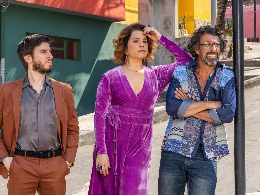 'Volta por Cima': Após beijar outro homem, Violeta não esquece Osmar