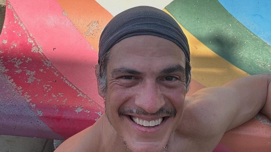 Mateus Solano diz que já 'dava pinta' antes de viver Félix