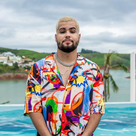 Jerry Smith volta diferente e retoma funk raiz no álbum Essência