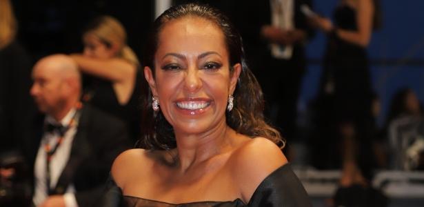 Jennifer Aniston: Samantha Schmütz apoia críticas a influencers