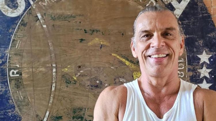 Rodrigo Simas bissexual: Pai do ator da Globo diz ser 'libertador'