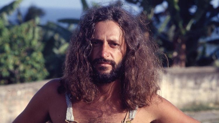 Alceu Valença: livro conta bastidores de infarto do cantor