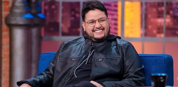 Quadro de Maurílio continua grave; cantor fez ressonância hoje