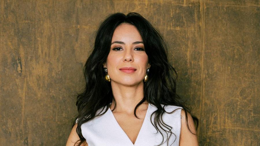 Andreia Horta diz levar vida comum e não se achar muito bonita