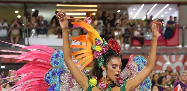 Alane Dias atualiza fãs sobre ferimentos no bumbum após desfile