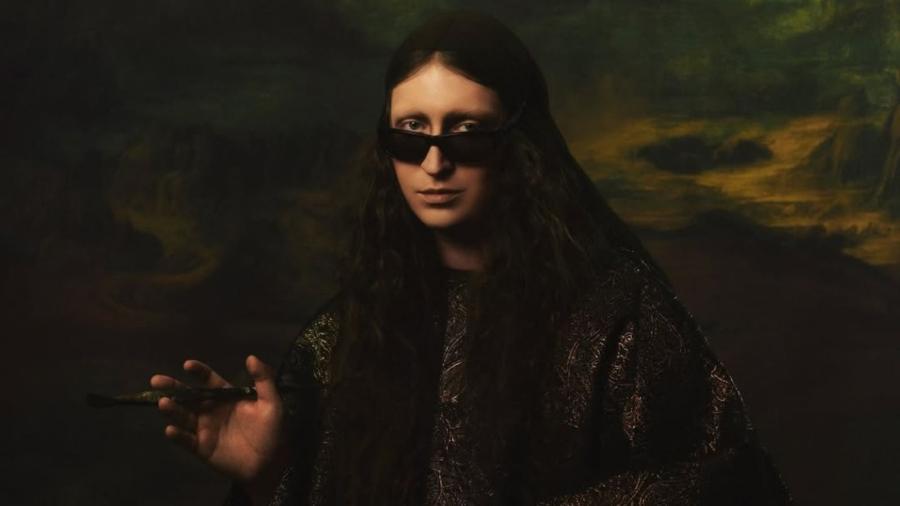Baile da Sephora: Felca se veste de Mona Lisa para festa de Halloween