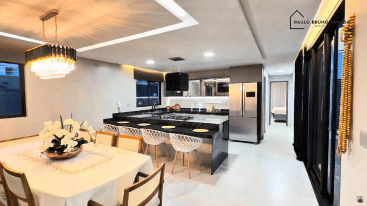 BBB: Gil do Vigor coloca mansão à venda por R$ 3,2 milhões; veja fotos