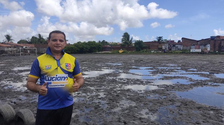 Na 'Champions Lama', jogadores fazem copa de futebol no mangue - 22/11 ...