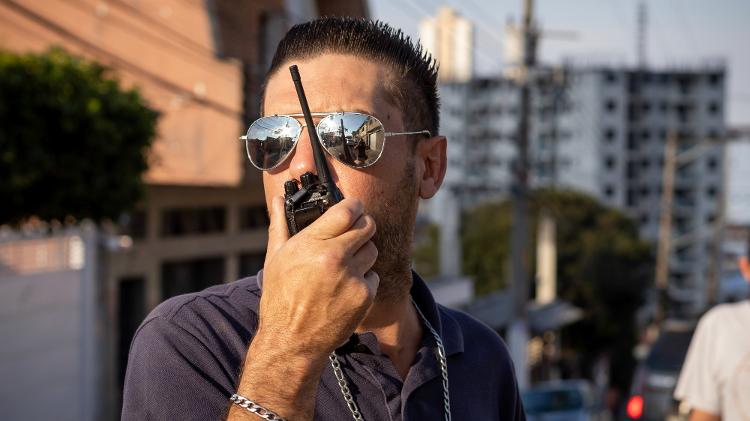 Rolimã: praticantes descem ladeira a milhão com corpo a três dedos do ...